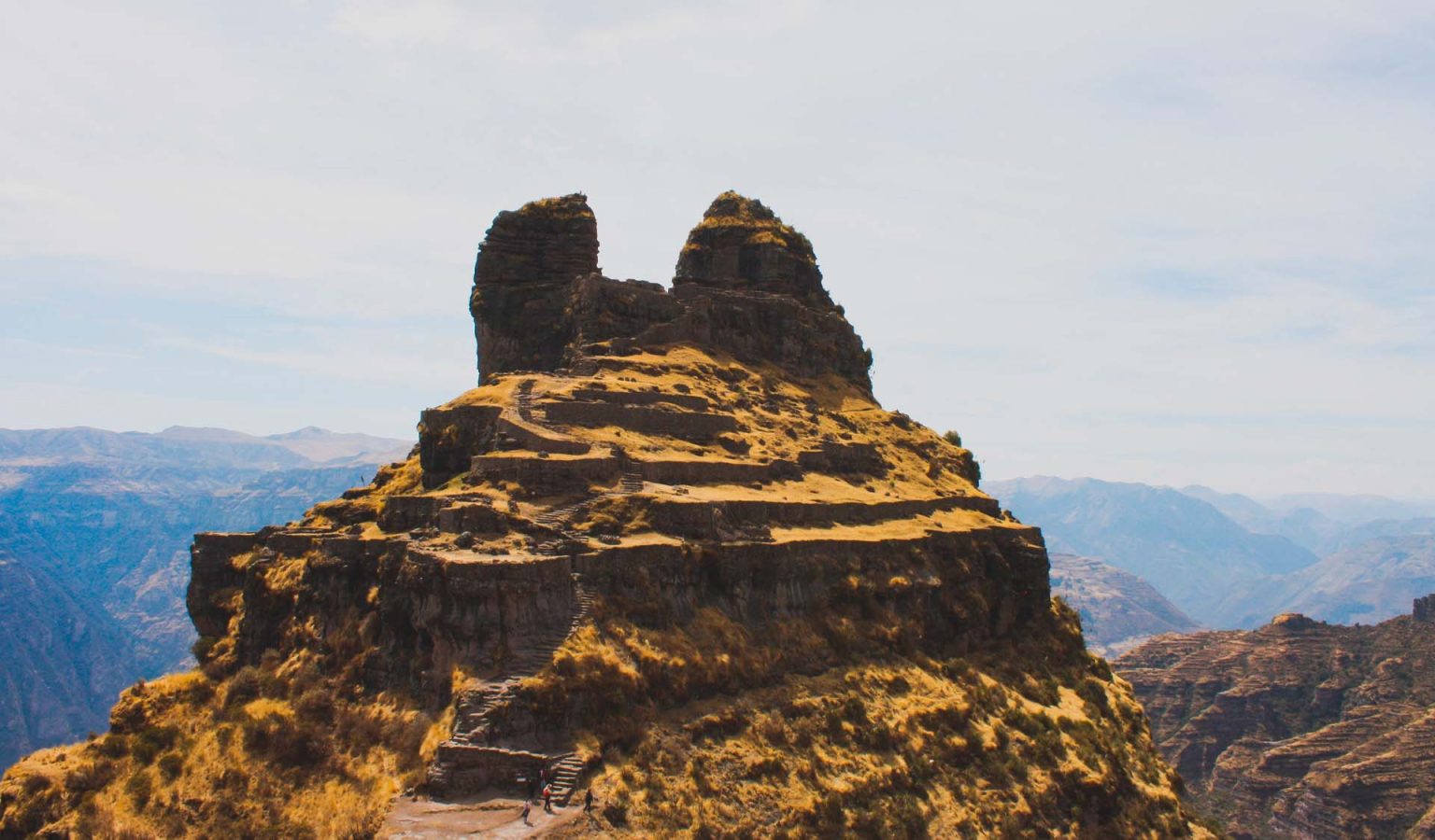Guía de viaje para caminar a las ruinas incas de Wacrapucara - Orange ...